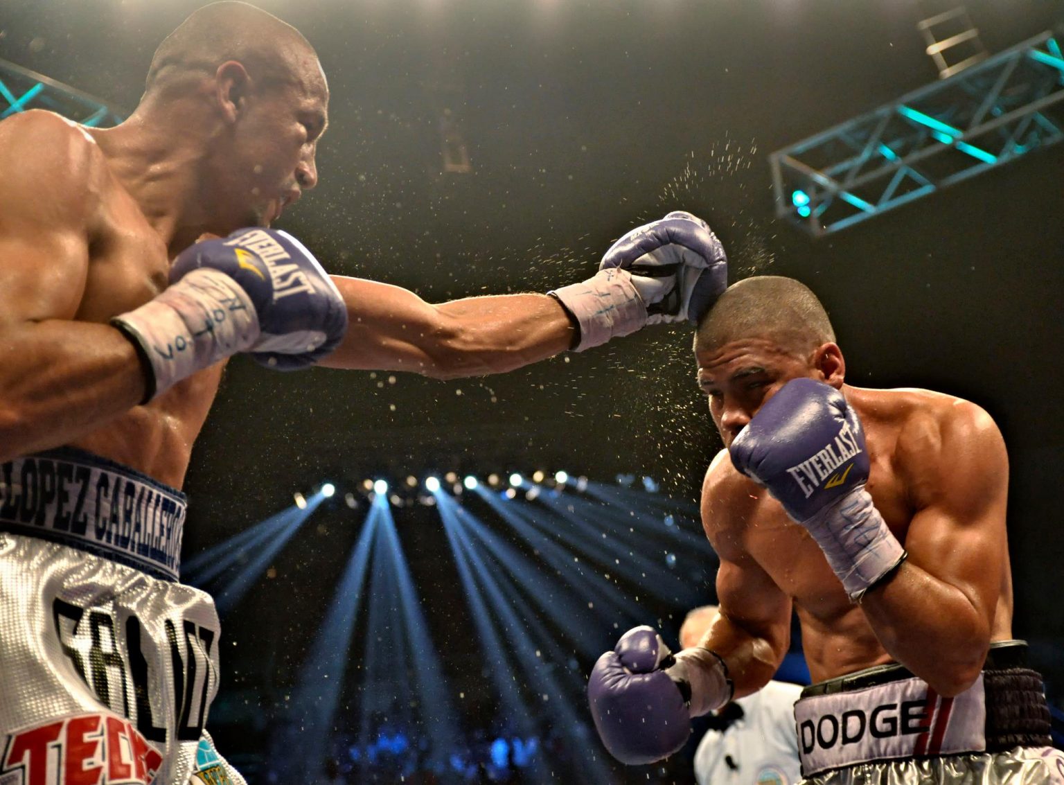 Official JuanMa Lopez vs. Salido II recap: video, post-fight quotes and ...