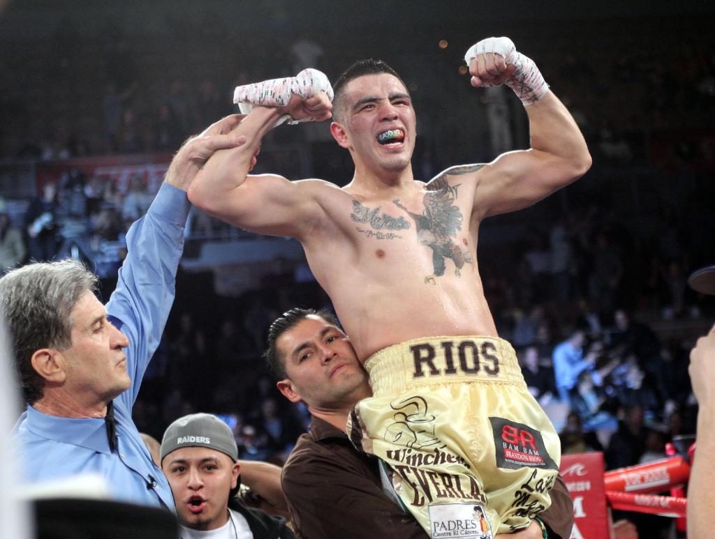 Richard Abril robbed against Brandon Rios, Rios takes split win ...