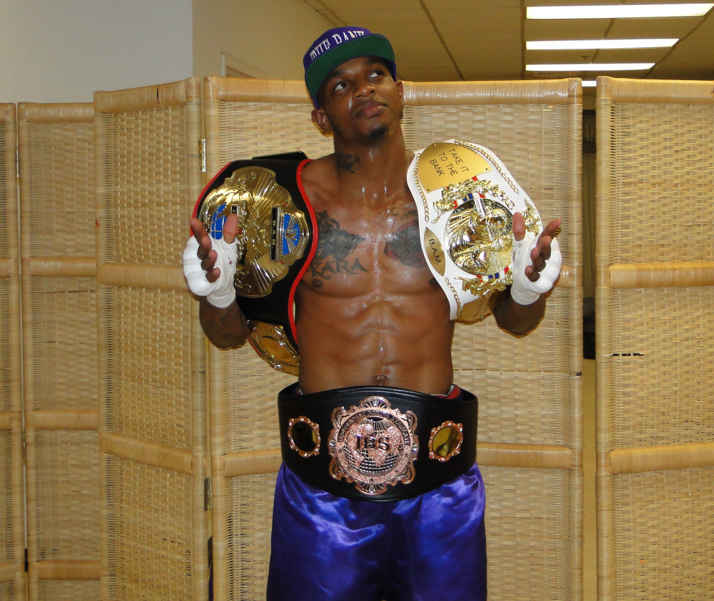 Unbeaten Derrick Webster headlines Tuesday Night Fights series in ...