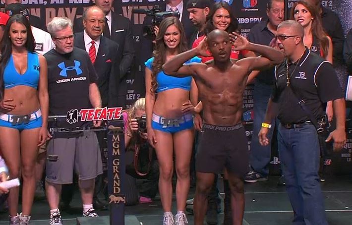 bradley weigh-in - ProBoxing-Fans.com bradley weigh-in - ProBoxing-Fans.com