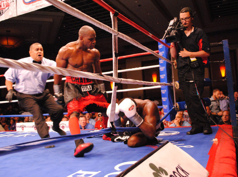 Results: Christ Chatman defeats Thomas Falowo again - ProBoxing-Fans.com