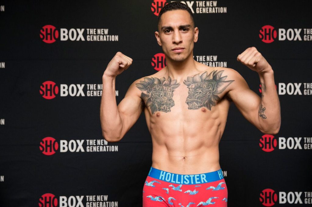 Lightweight Manuel Mendez signs with Thompson Boxing - ProBoxing-Fans.com