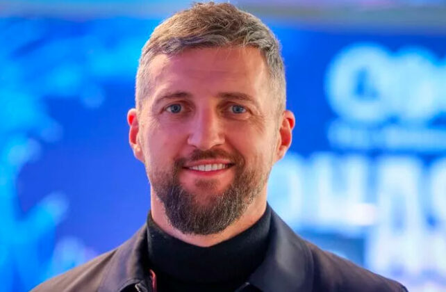 Carl Froch urges former world champion to retire