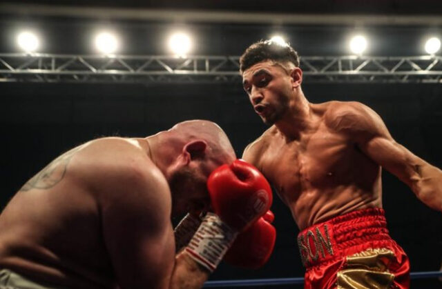 Zak Chelli vs Callum Simpson - Big Fight Preview & Predictions