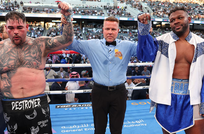 Tony Bellew tells Tyson Fury to face former Anthony Joshua foe